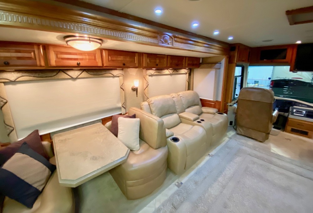 2004 Monaco Dynasty Quad Slide :: Arizona Luxury Coach