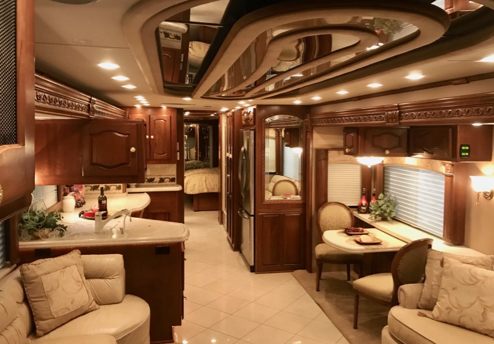 2006 Monaco Signature Commander IV :: Arizona Luxury Coach