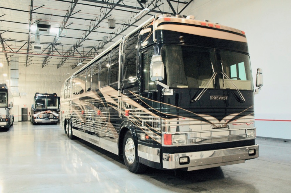 1999 Prevost Royale XLV :: Arizona Luxury Coach