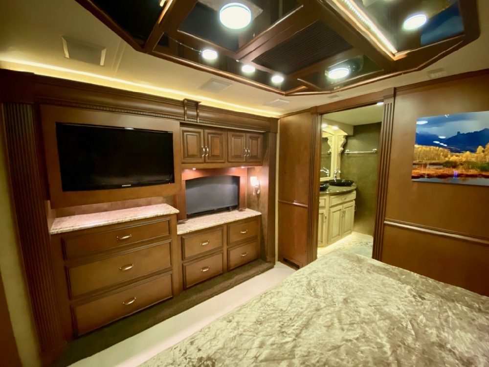 2012 Entegra Cornerstone :: Arizona Luxury Coach